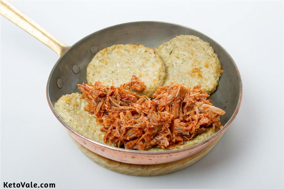 Keto Buffalo Chicken Totchos with Cauliflower Tater Tots Low Carb ...